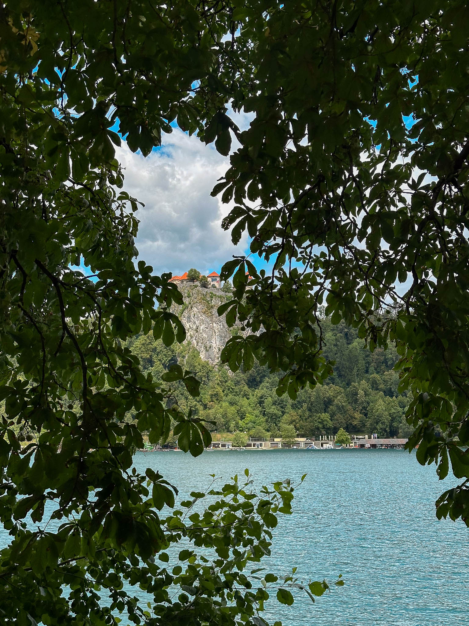Que faire au lac de Bled en Slovénie ? Guide complet pour le visiter ...
