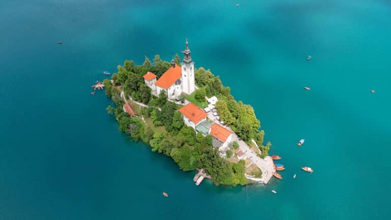 Que faire au lac de Bled en Slovénie ? Guide complet pour le visiter ...
