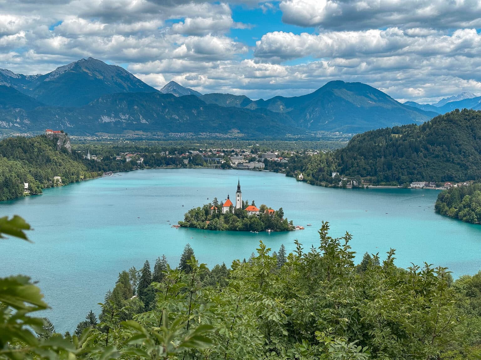 Que faire au lac de Bled en Slovénie ? Guide complet pour le visiter ...